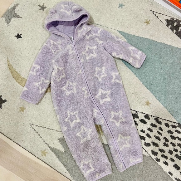 GAP | Bottoms | Gap One Piece Sherpa Hooded Jumpsuit With Stars | Poshmark